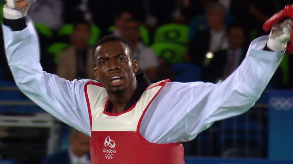 Rio Olympics 2016: GB's Lutalo Muhammad reaches taekwondo semis - BBC Sport