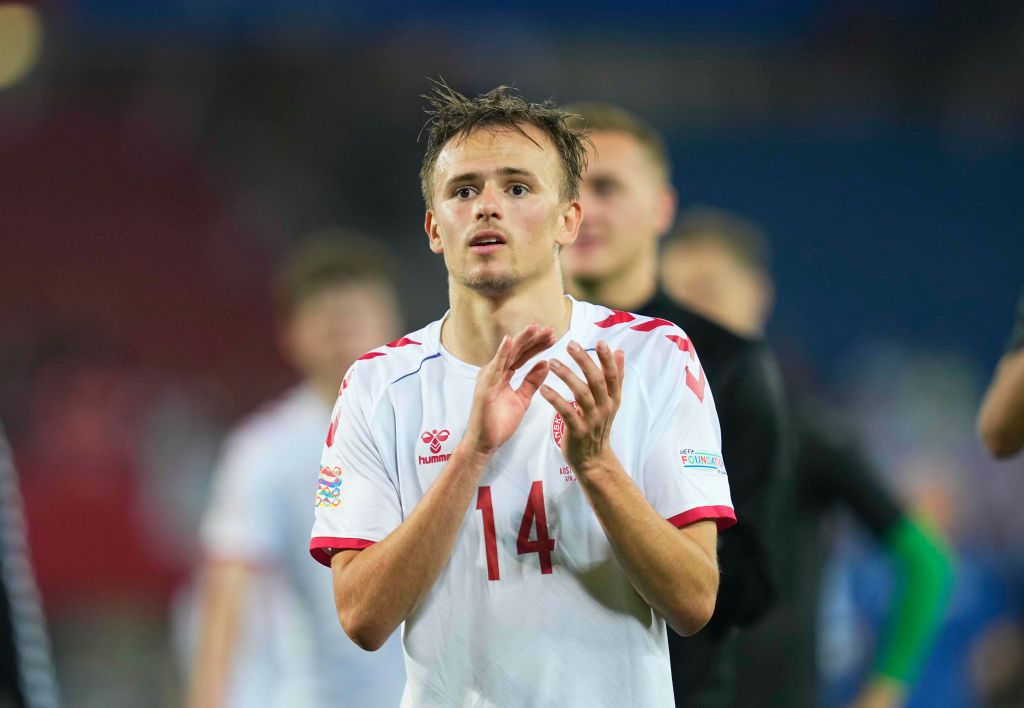 'Damsgaard to Brentford is a great story' - BBC Sport