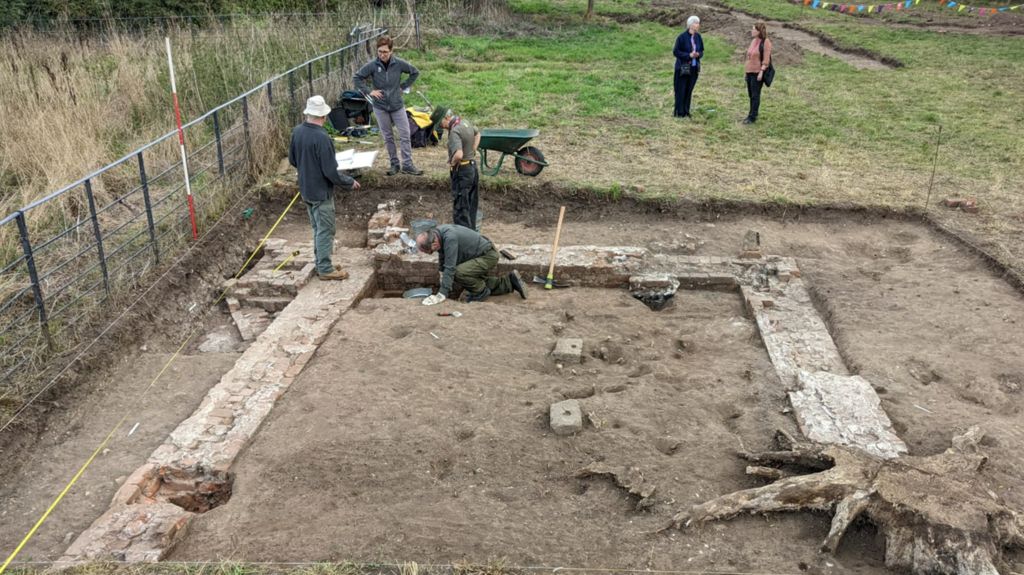 Attingham Park archaeologists excited by 'mystery site' - BBC