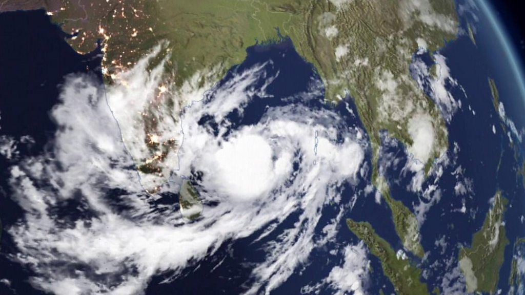 Dangerous Cyclone threatens Rohingya refugee camps - BBC Weather