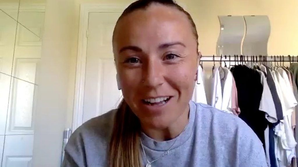 Natasha Harding: Wales forward backs switching Women's Euros to 2022 ...