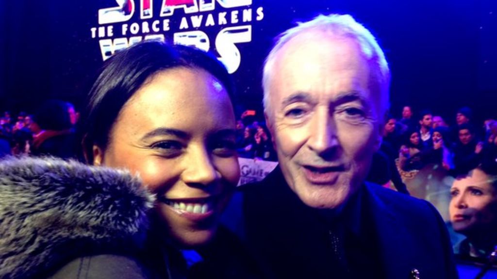 Star Wars: Leah joins Star Wars cast at premiere - BBC Newsround