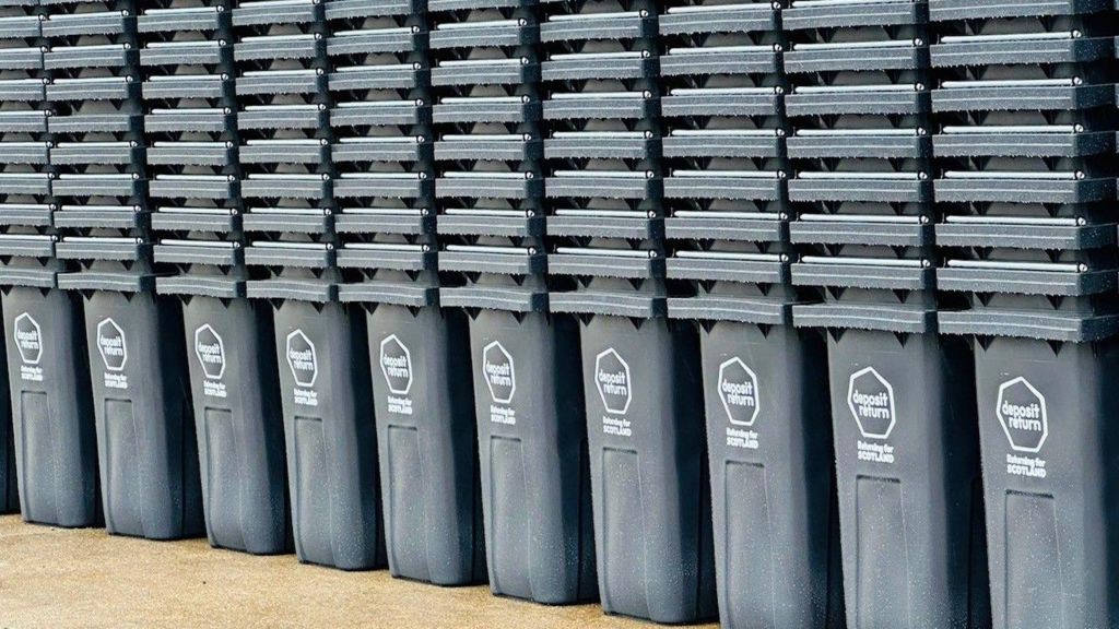Waste firm sues for £200m over deposit return scheme - BBC News