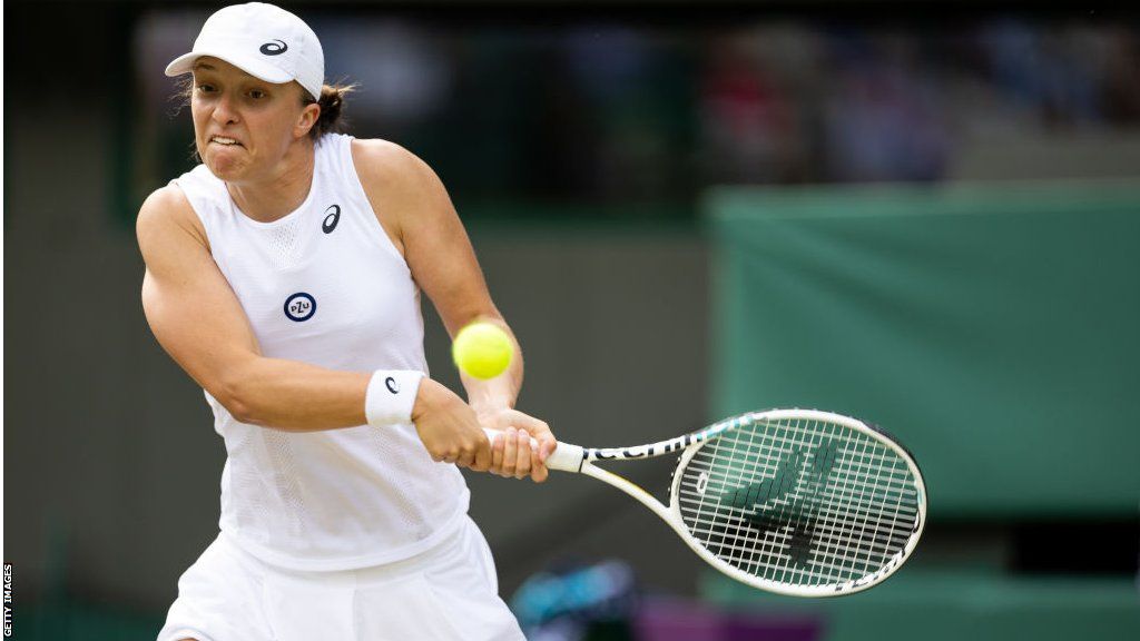Iga Swiatek reaches semi-finals on grass for first time at Bad Homburg Open - BBC Sport