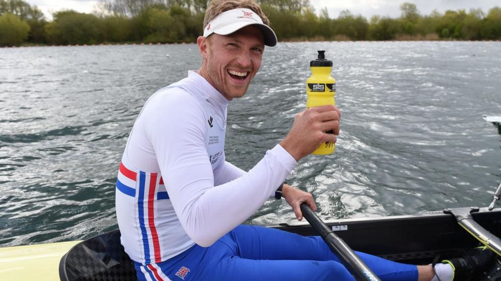 Olympian A﻿lex Gregory welcomes plans for Malvern rowing lake - BBC News