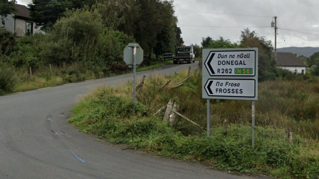 Motorcyclist dies in County Donegal crash - BBC News