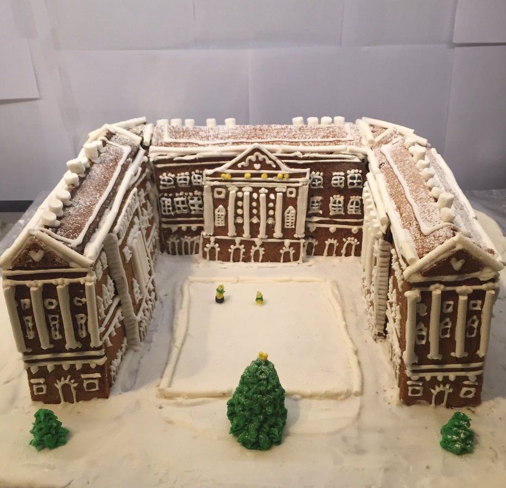 Christmas baker's gingerbread masterpiece - BBC Newsround