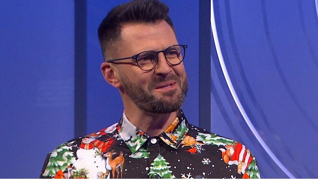 Sportscene: What do you make of Steven Thompson's 'ridiculous shirt ...
