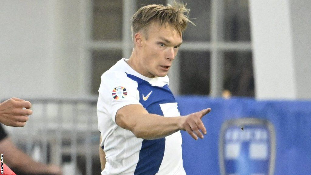 Ilmari Niskanen: Exeter City's Finland midfielder dreaming of making ...