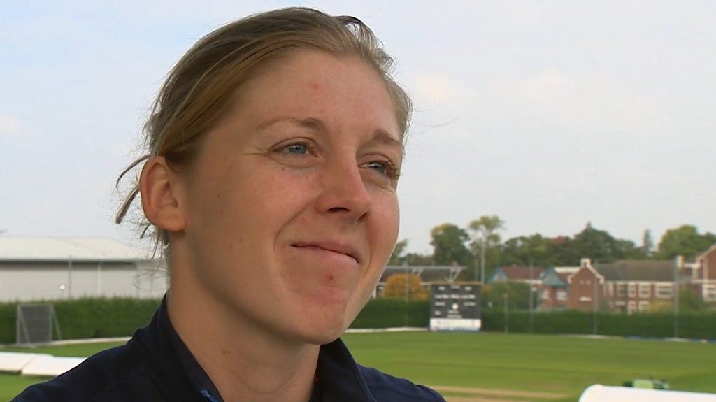 Heather Knight: England players to 'embrace' the Ashes series - BBC Sport