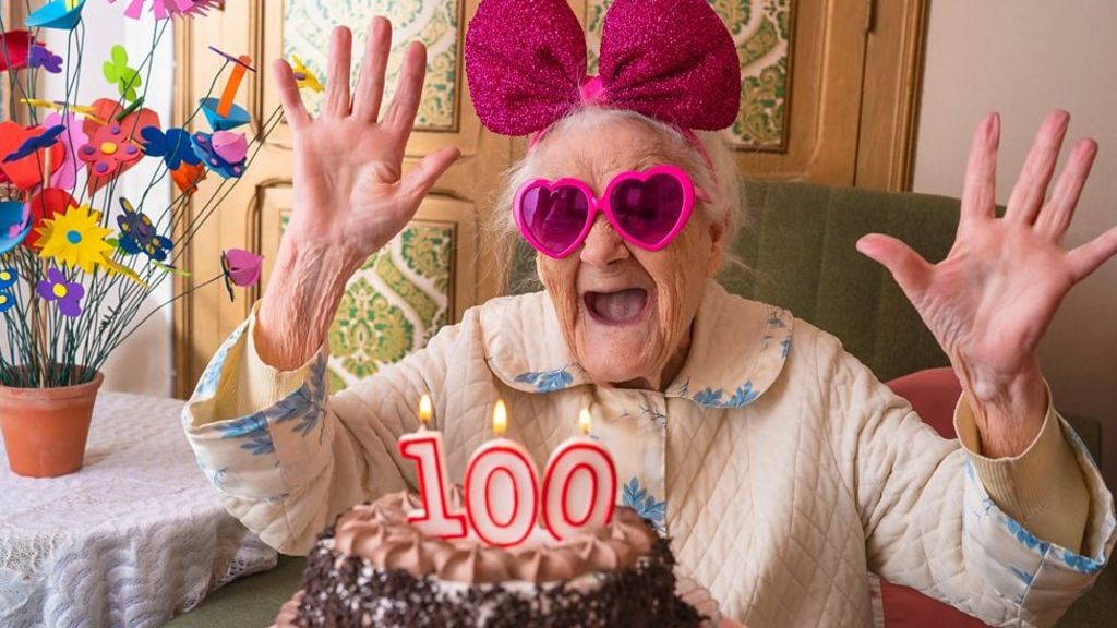 What do you do if you have a birthday during lockdown? - BBC Newsround