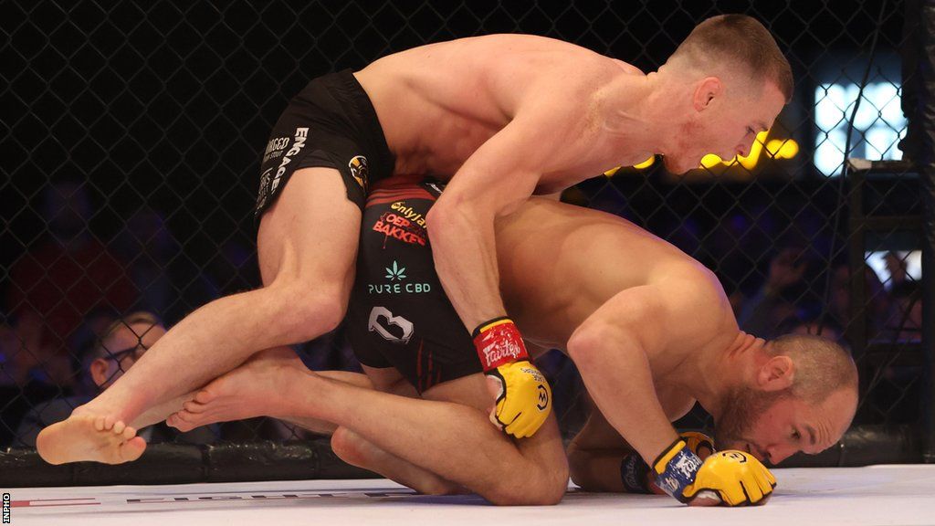 Cage Warriors: Paul Hughes earns speedy Dublin knockout win over Jan ...