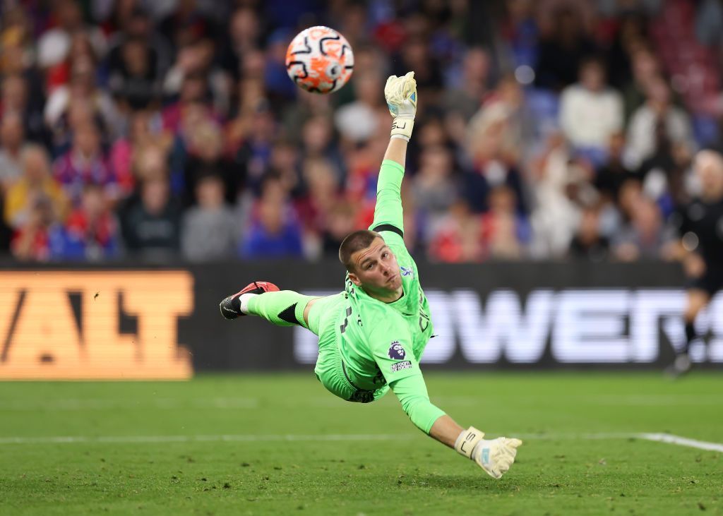 Sam Johnstone signs new Crystal Palace deal - BBC Sport