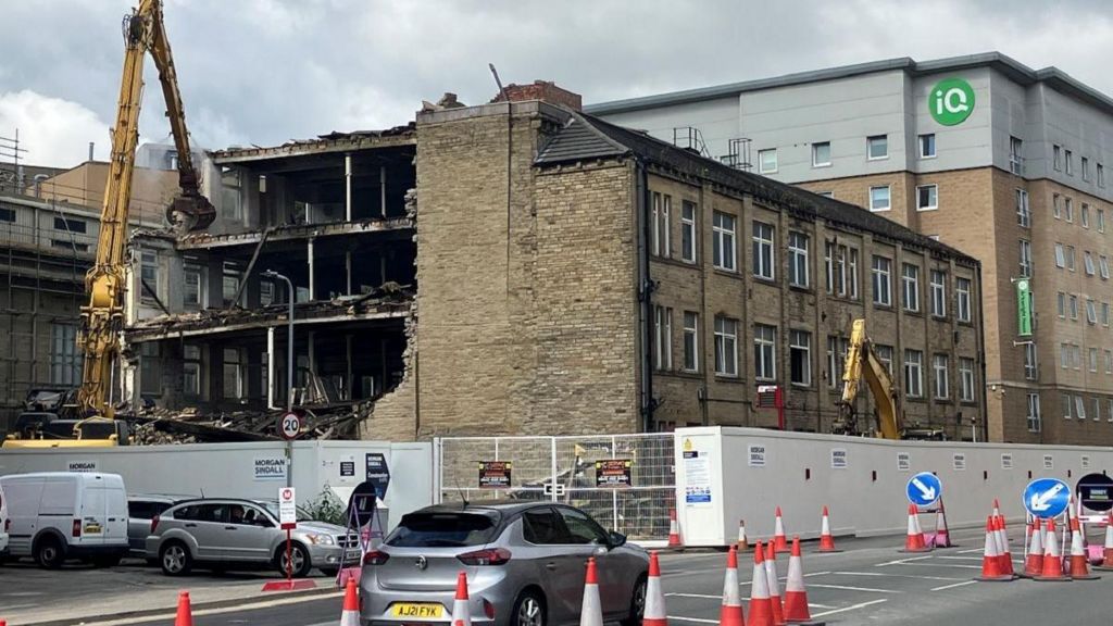 Bradford mill demolished to make way for college engineering centre ...