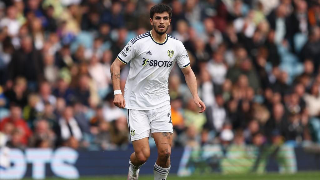 Don't Go To Bed Just Yet: 'Struijk is a Rolls Royce' - BBC Sport