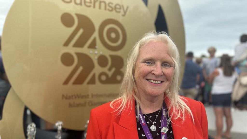 Isle of Man makes official bid to host 2029 Island Games - BBC News