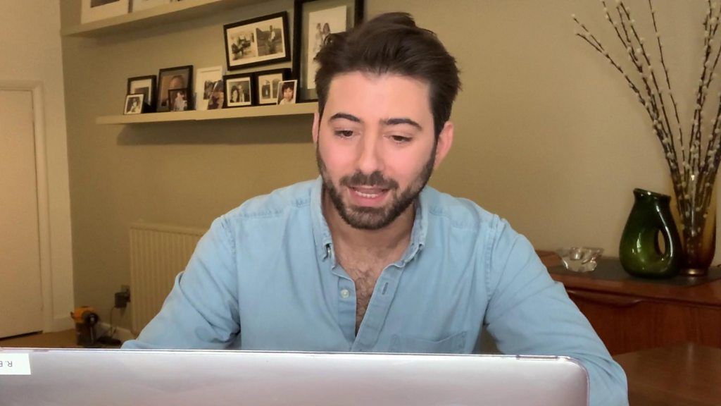 WATCH: Ricky quizzes vaccine scientists on STEM - BBC Newsround