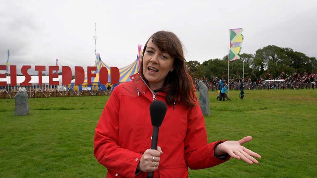 Eisteddfod: 'Bydden i'n joio beth bynnag yw'r tywydd' - BBC Cymru Fyw