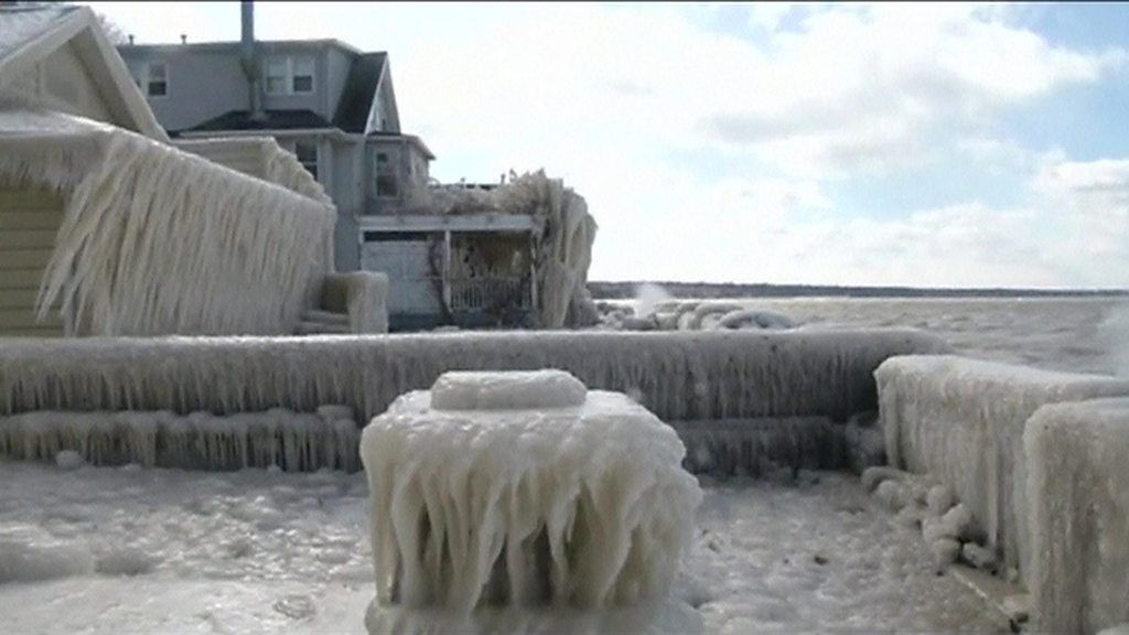 House becomes giant icicle - BBC Newsround