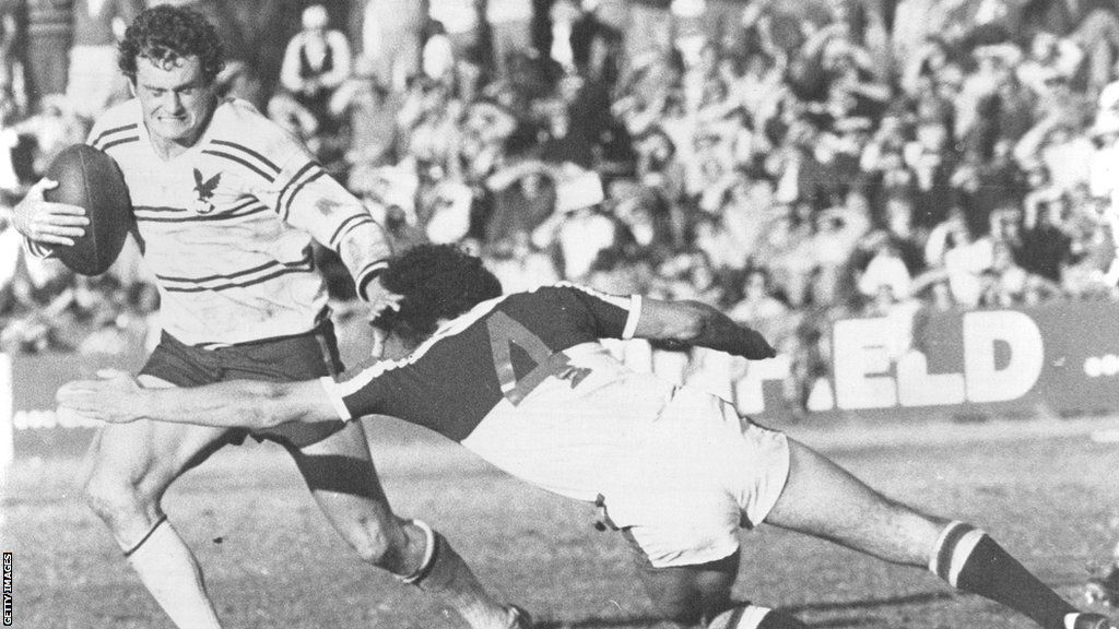Phil Lowe: Hull KR and Great Britain legend dies, aged 74 - BBC Sport