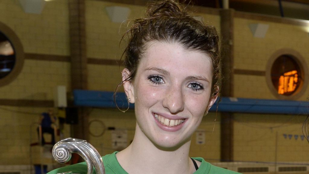 Bethany Firth aiming for gold with Great Britain in 2016 - BBC Sport