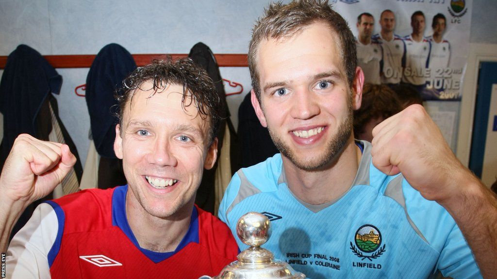 Alan Mannus: Retired ex-NI goalkeeper backs Irish League summer ...