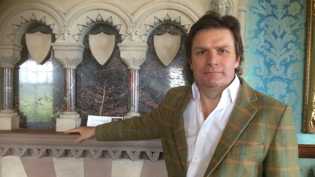 Owner of Cornish hotel wins £100,000 on Trump victory - BBC News