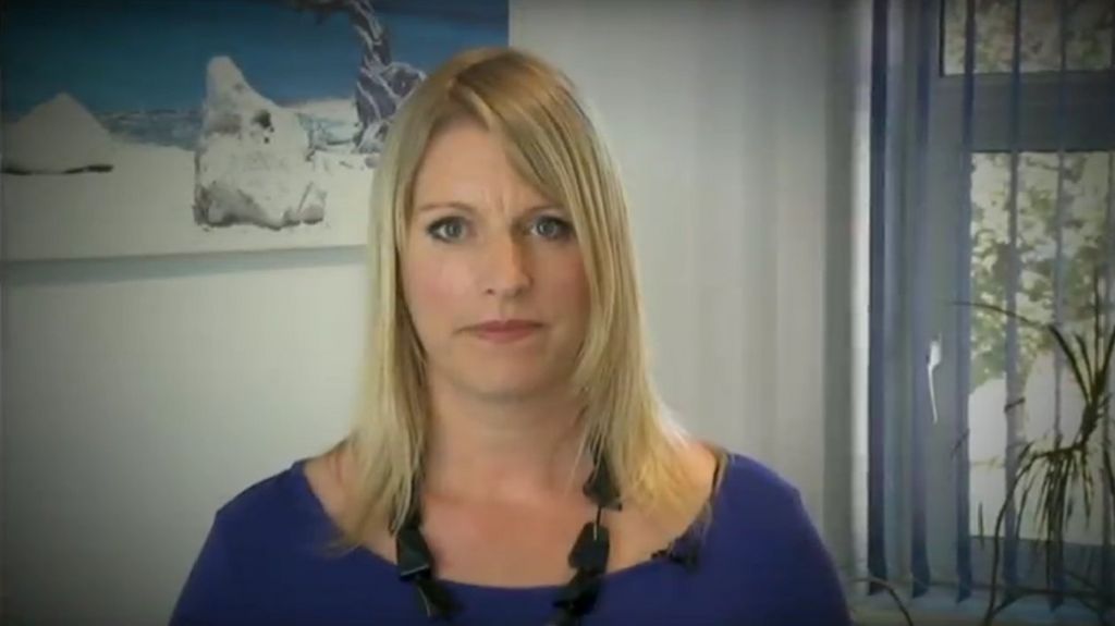 Families demand resignations over Southern Health NHS Trust deaths ...