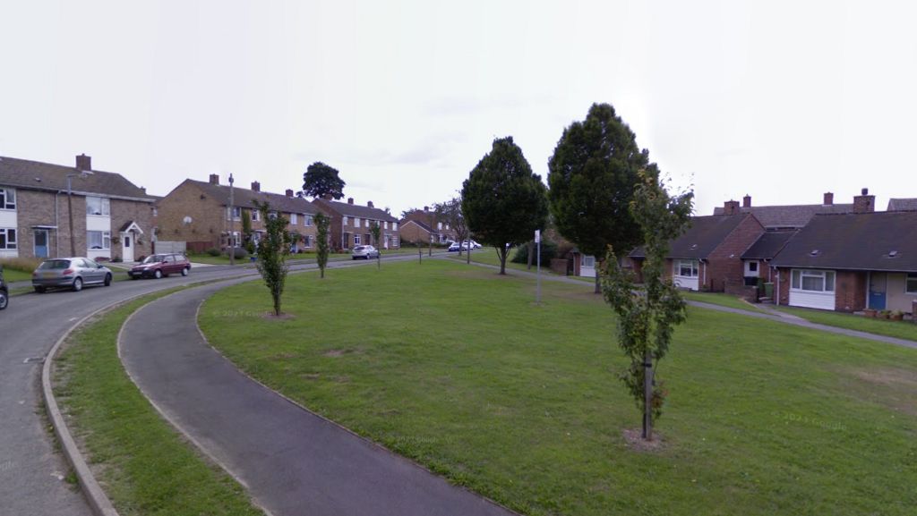 Killamarsh: Police investigate 'suspicious' fire in village - BBC News