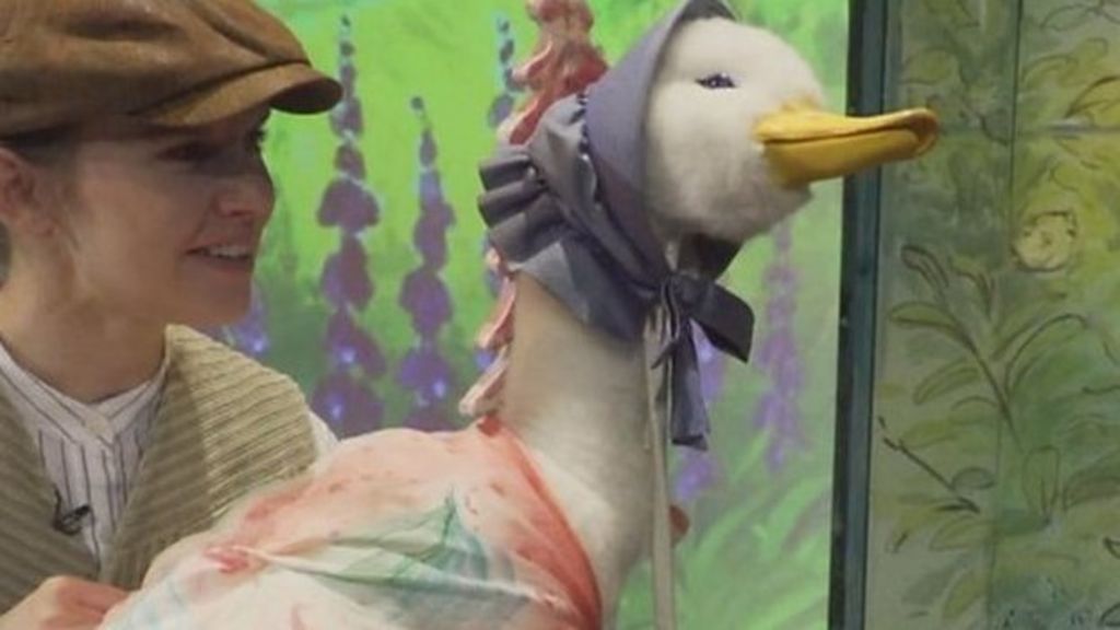 Meet the amazing puppets from Peter Rabbit stage show - BBC Newsround