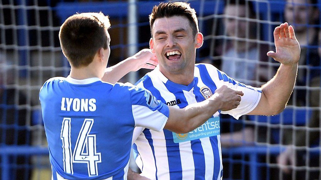 Coleraine beat champions Crusaders to blow open title race - BBC Sport