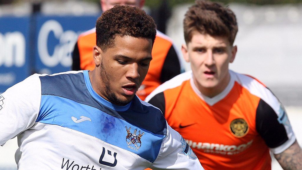 Irish Premiership: Carrick fight back to earn draw with Ards - BBC Sport