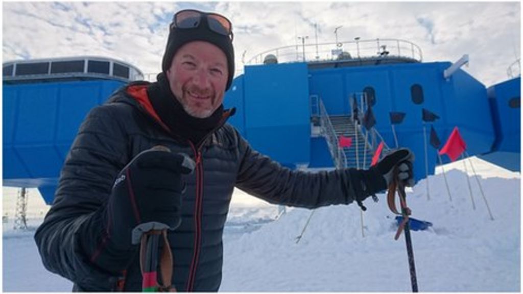Peter Gibbs returns from Antarctica - BBC Weather