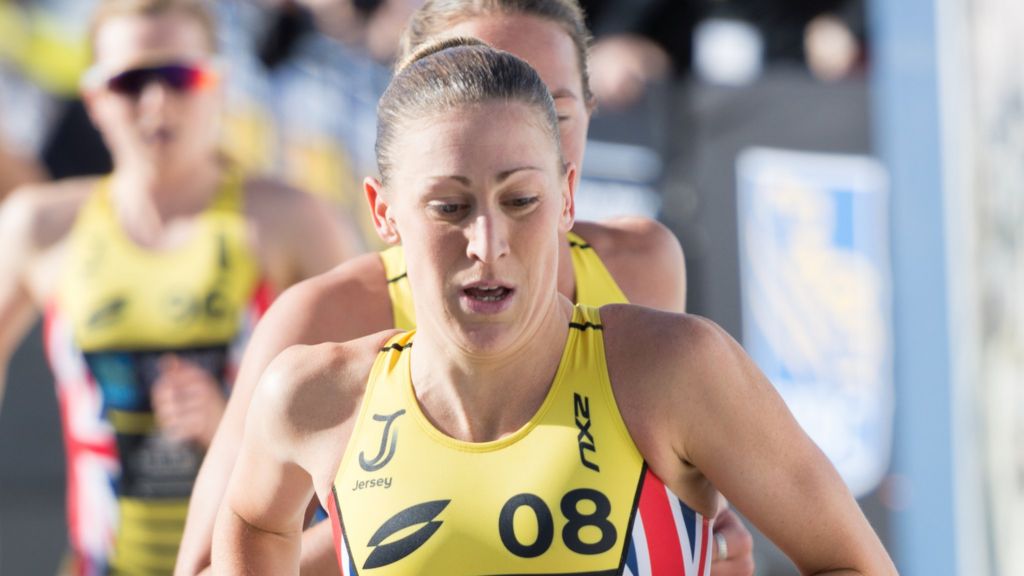 Watch: Super League Triathlon - women's Triple Mix races - BBC Sport
