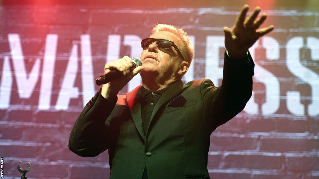 Premier League predictions: Chris Sutton v Blossoms & Suggs from ...