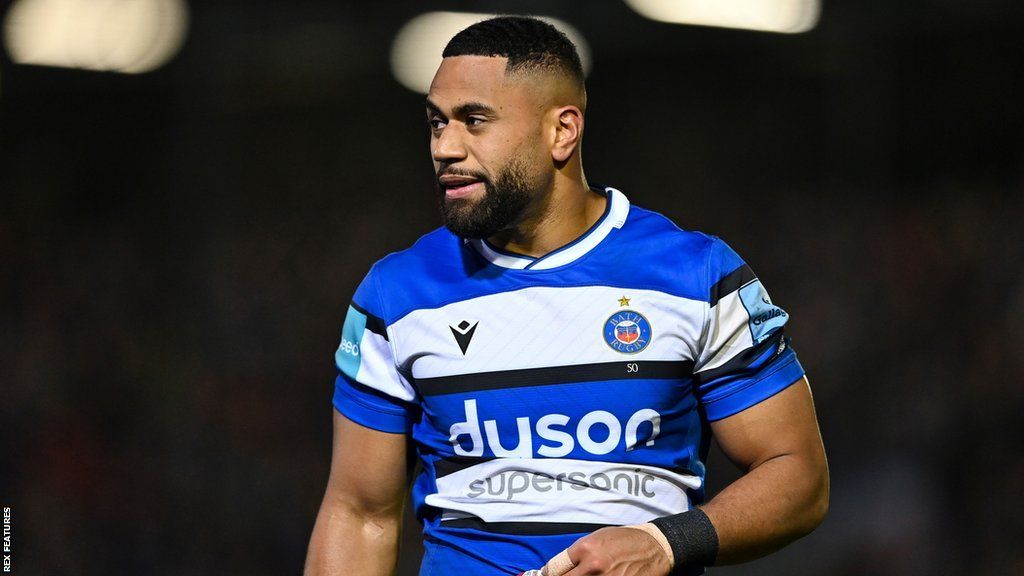 Joe Cokanasiga: England and Bath winger signs a new deal - BBC Sport