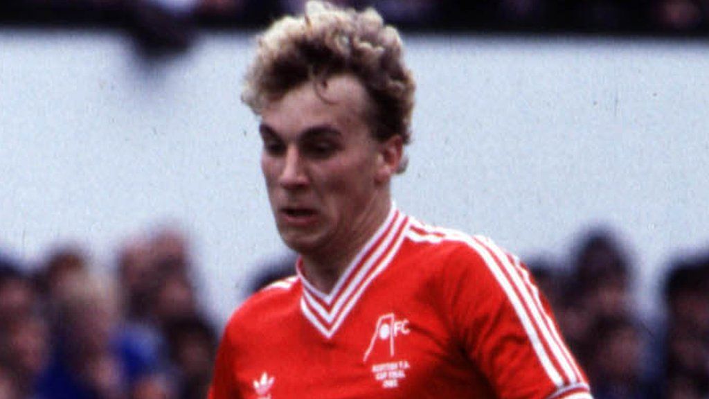 Celebration of former Dons player Neale Cooper's life - BBC News
