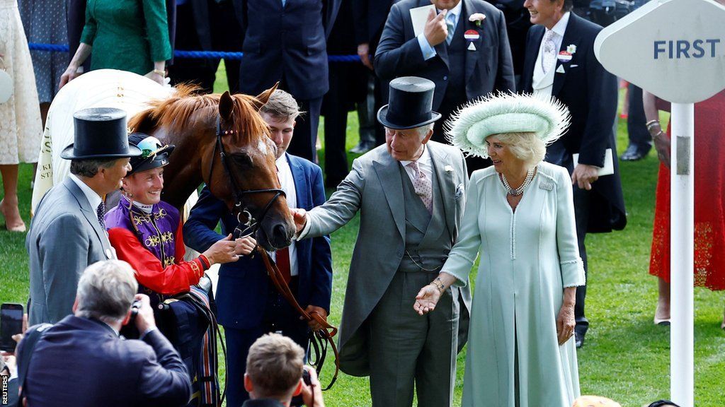 St Leger: Desert Hero bids to take Classic win at Doncaster for King ...