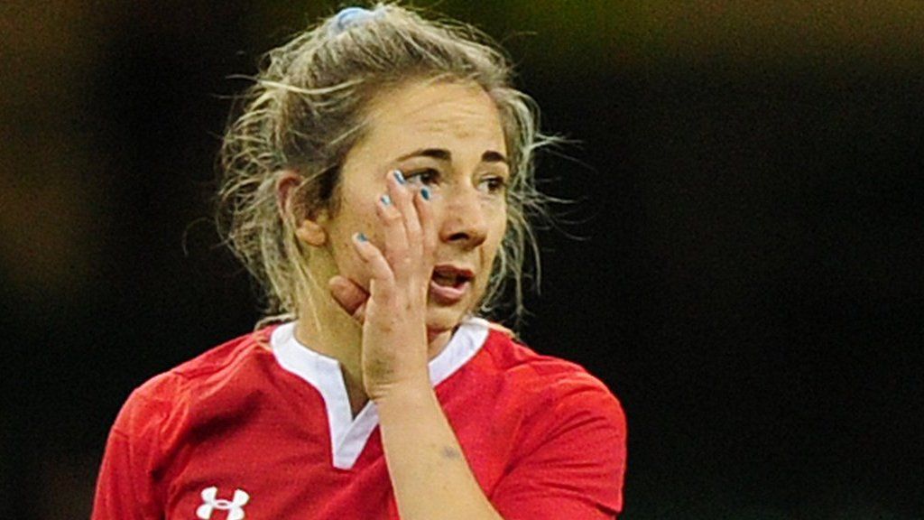 Elinor Snowsill: Wales fly-half says she changed her behaviour after ...