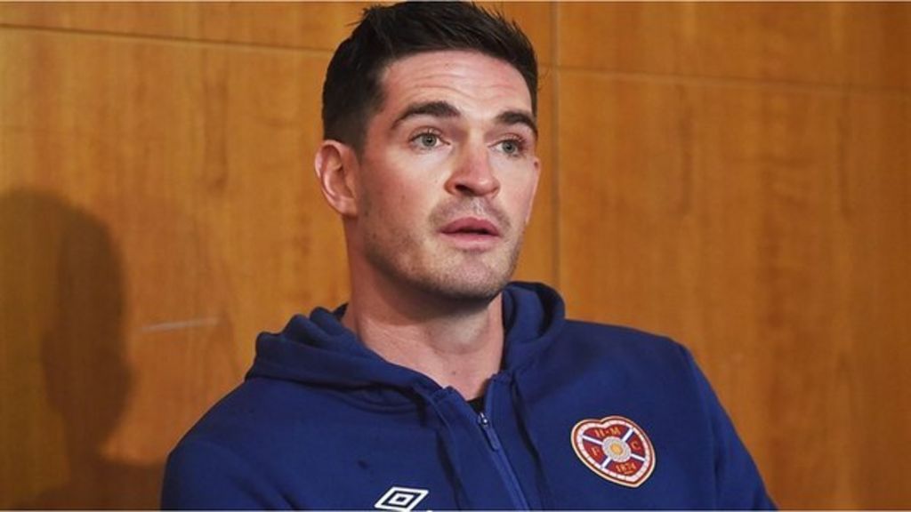 I was always going to choose Hearts over Hibs - Kyle Lafferty - BBC Sport