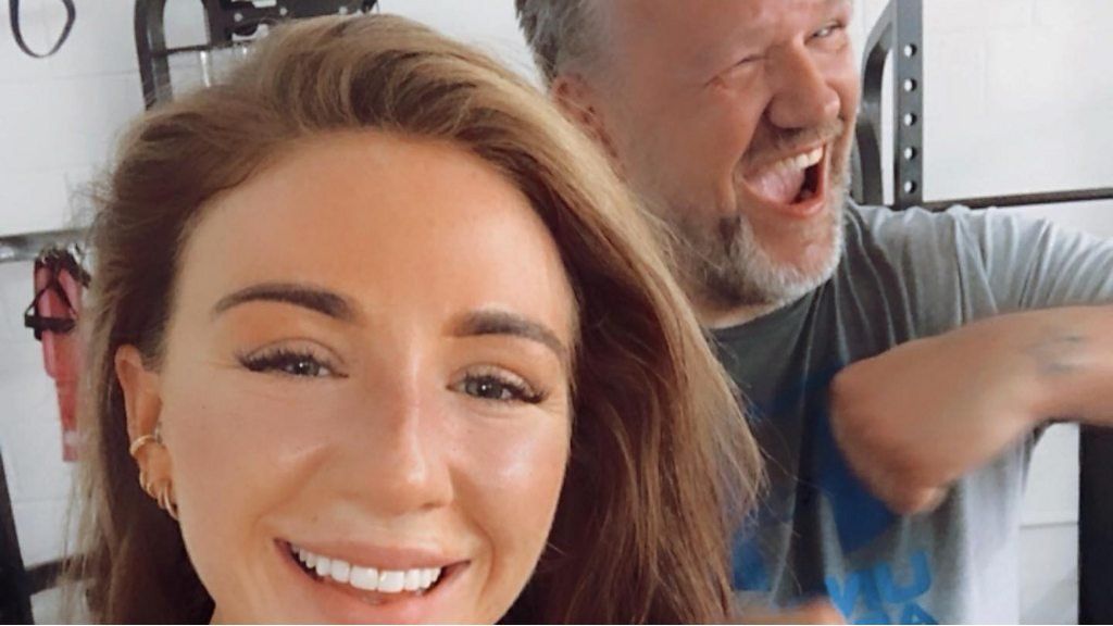 'This gym has no barriers for deaf people' - teaching fitness through ...