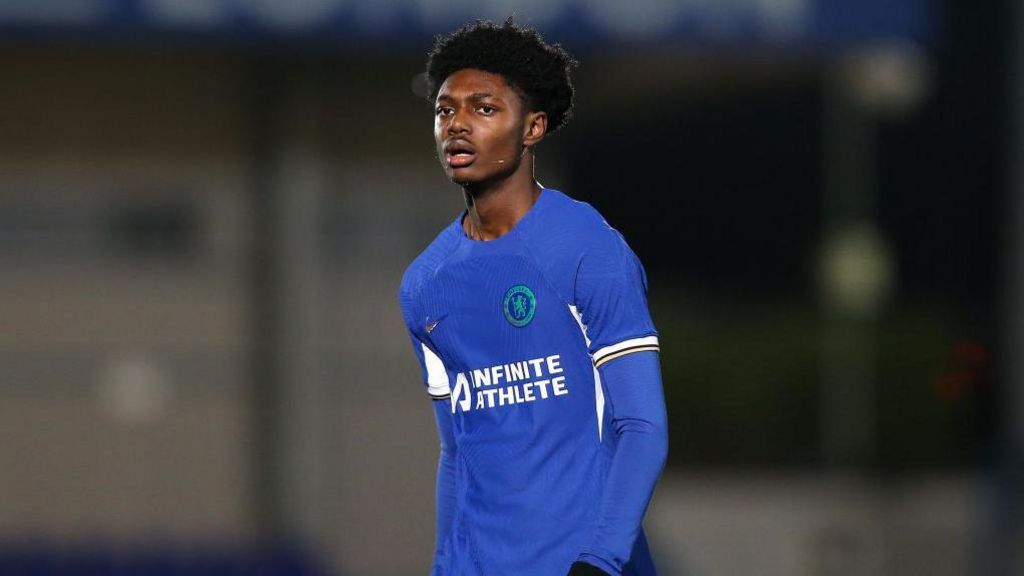 Chelsea transfer news: Sam Rak-Sakyi talks continue - BBC Sport