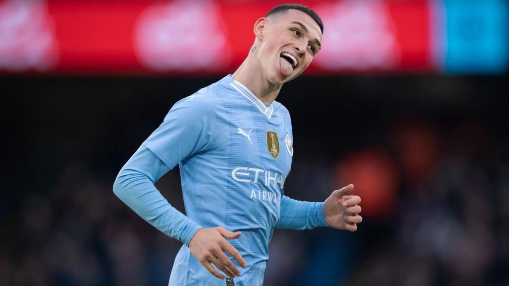 Man City: Phil Foden - a new leader? - BBC Sport