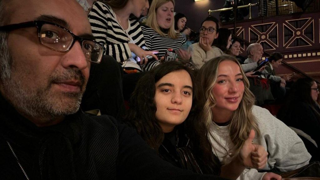 Neil Kulkarni: Thanks over cash raised for daughter - BBC News