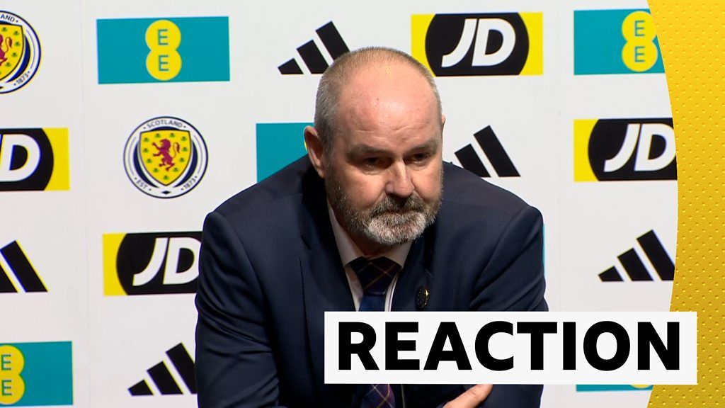 Scotland: Steve Clarke wants to 'focus on positive headlines' - BBC Sport