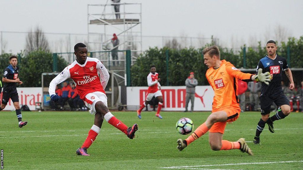 Roy Massey: Arsenal's 'father figure' on unearthing Gunners gems - BBC ...