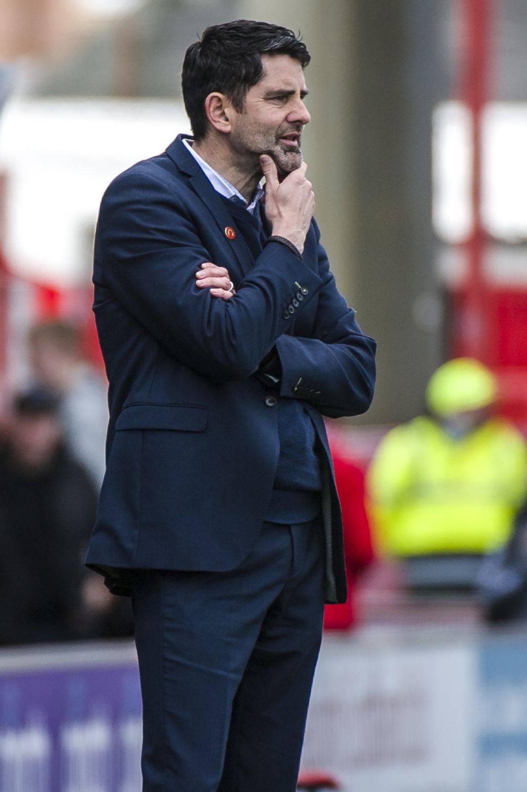 Taylor is new assistant at Dens - BBC Sport