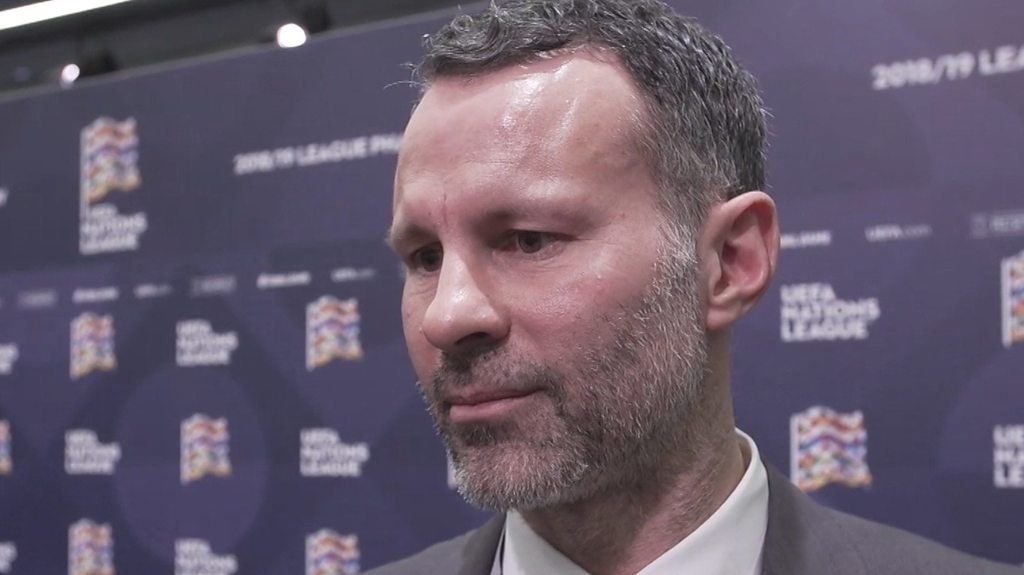 Phil Neville: Gareth Southgate & Ryan Giggs react to new England women ...