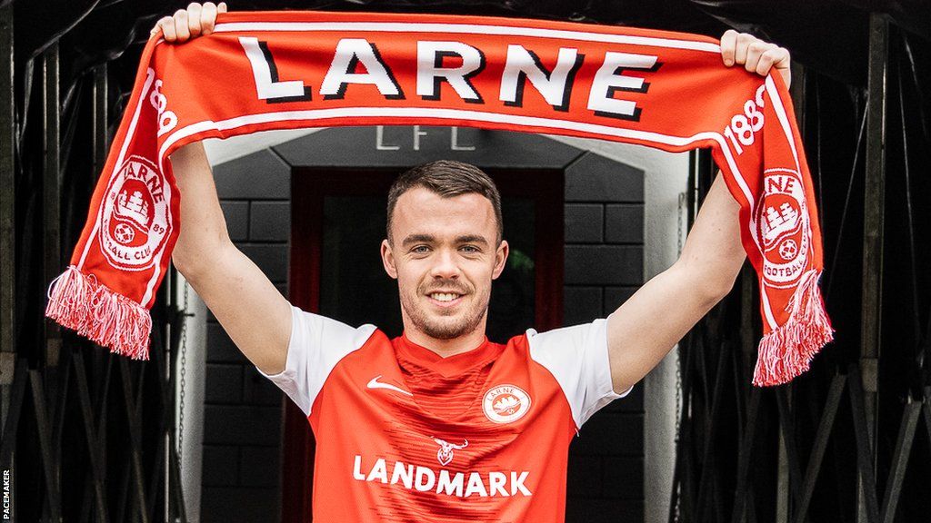 Chris Gallagher: Cliftonville midfielder signs for Larne - BBC Sport