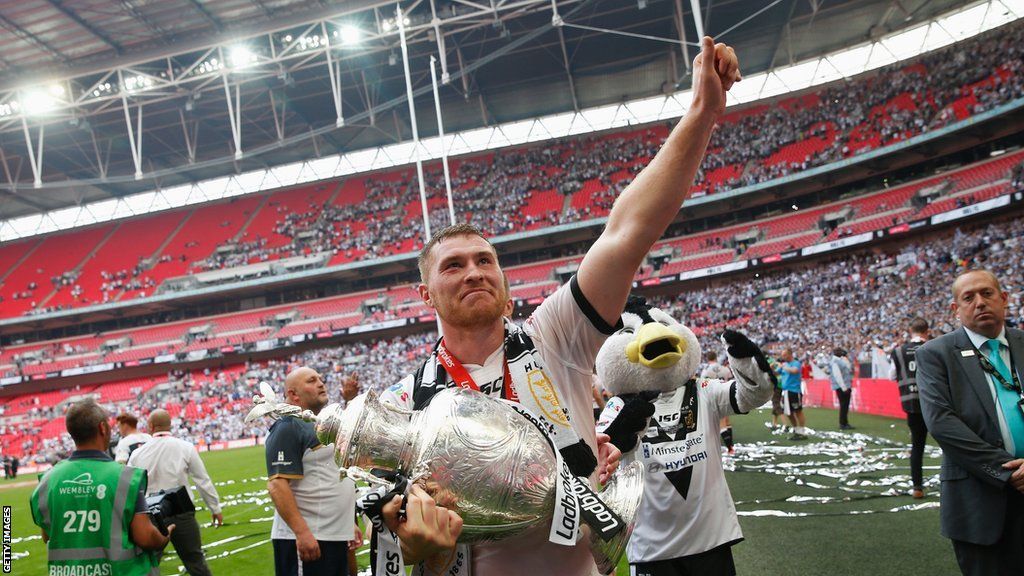 Scott Taylor: Hull FC and former England forward to retire at end of ...